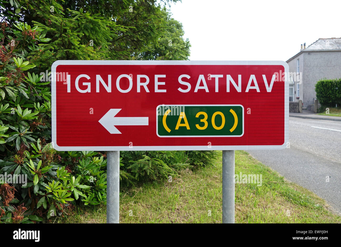Ignore Satnav sign Stock Photo - Alamy