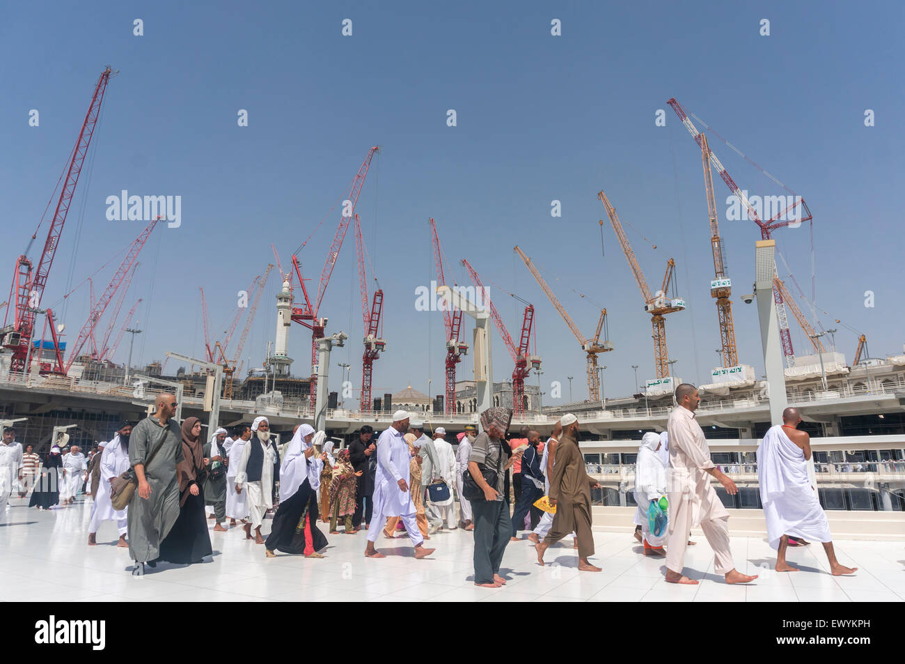 MECCA, SAUDI ARABIA - MARCH 10, 2015 : Muslims tawaf from upper bridge ...