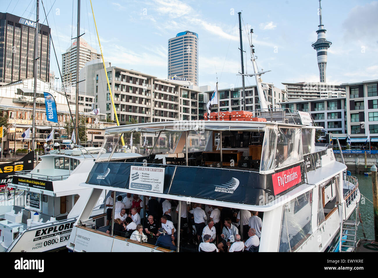 Auckland harbour sailing boats marina hi-res stock photography and ...