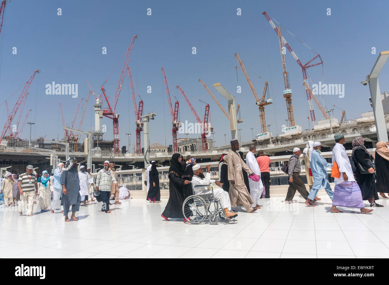 MECCA, SAUDI ARABIA - MARCH 10, 2015 : Muslims tawaf from upper bridge ...