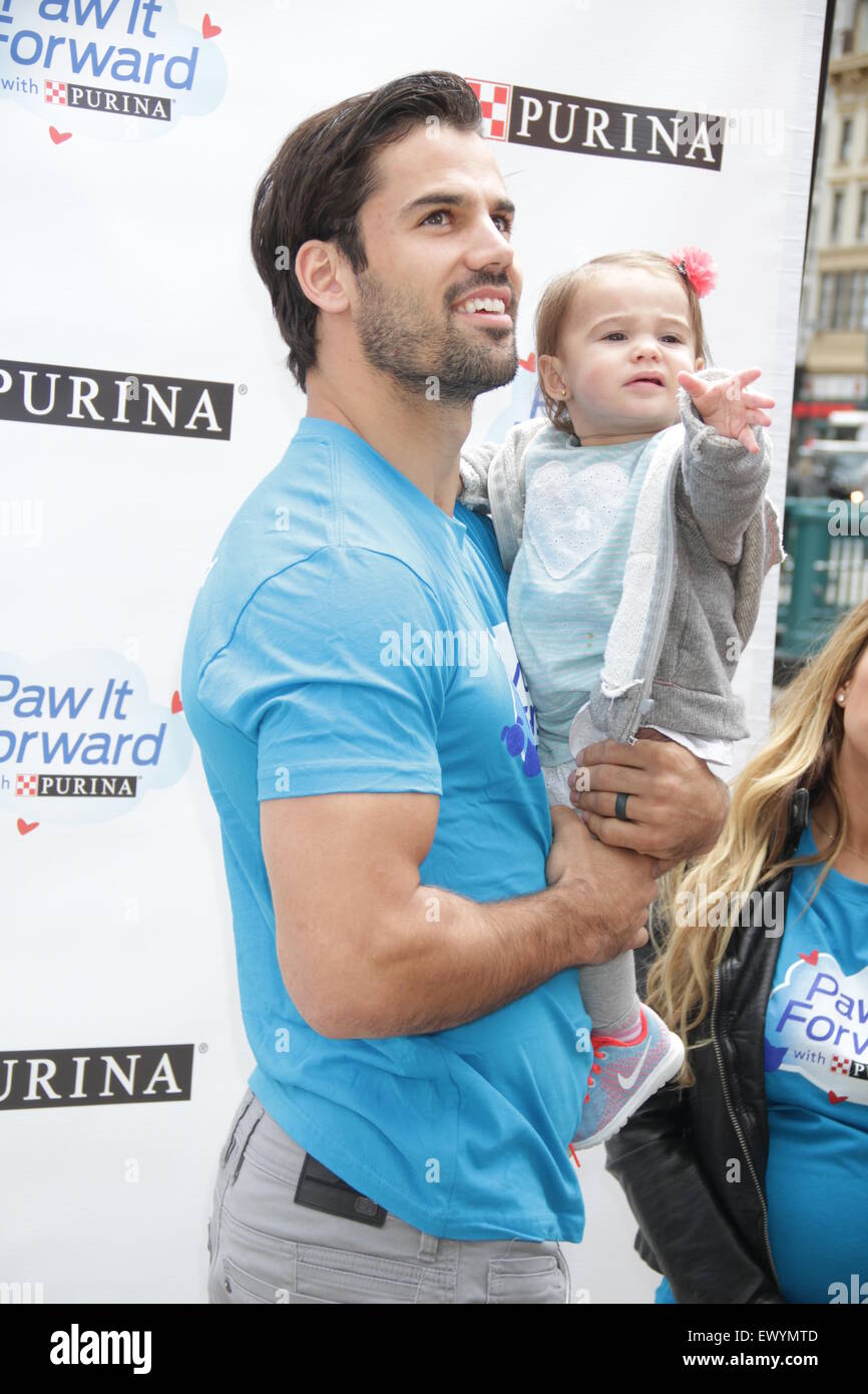 Jessie James Decker Baby