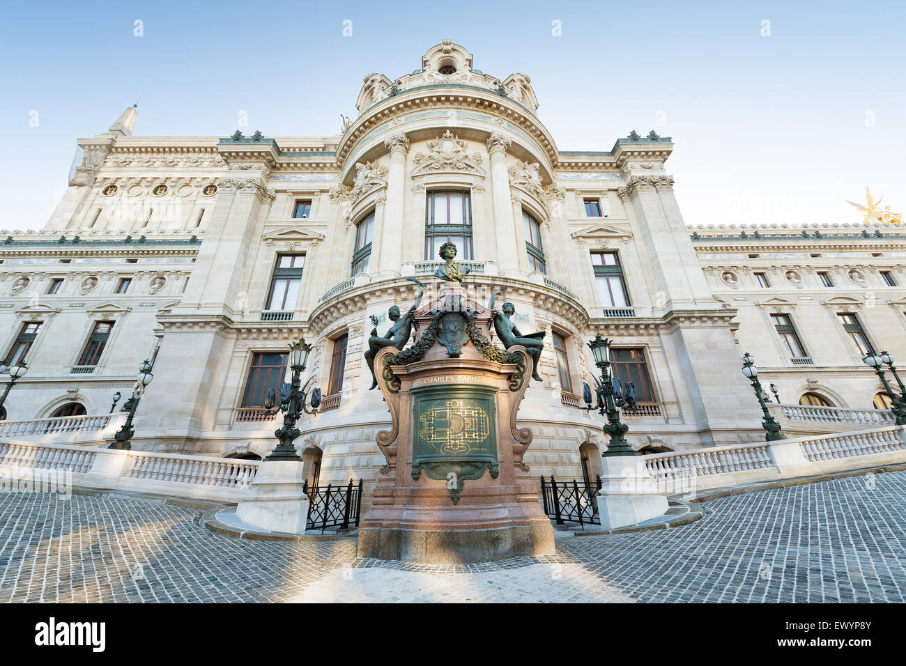 Paris, France - August 24, 2014: Opera Garnier facade with a statue of ...
