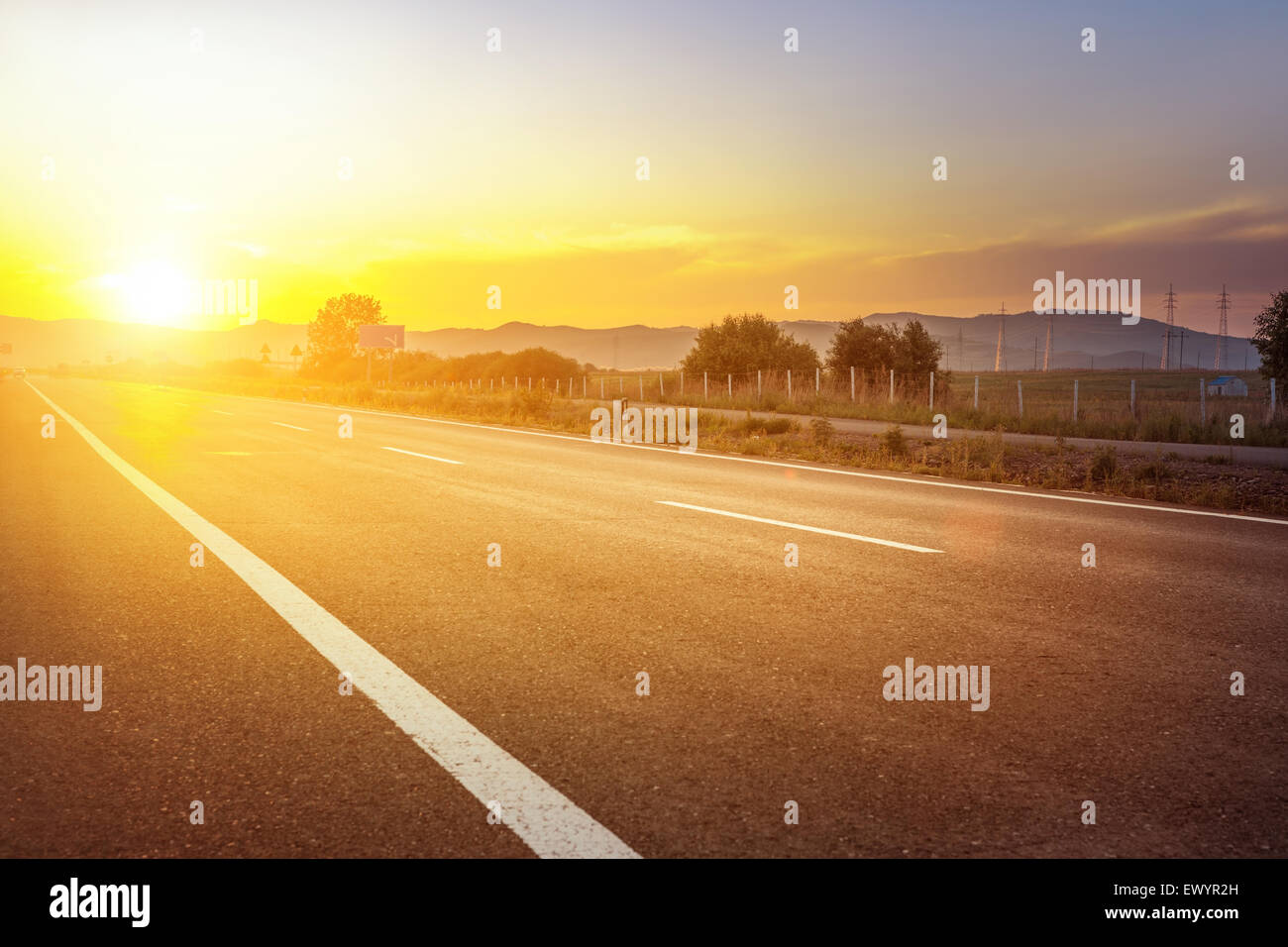 Urban road sunset sky hi-res stock photography and images - Alamy