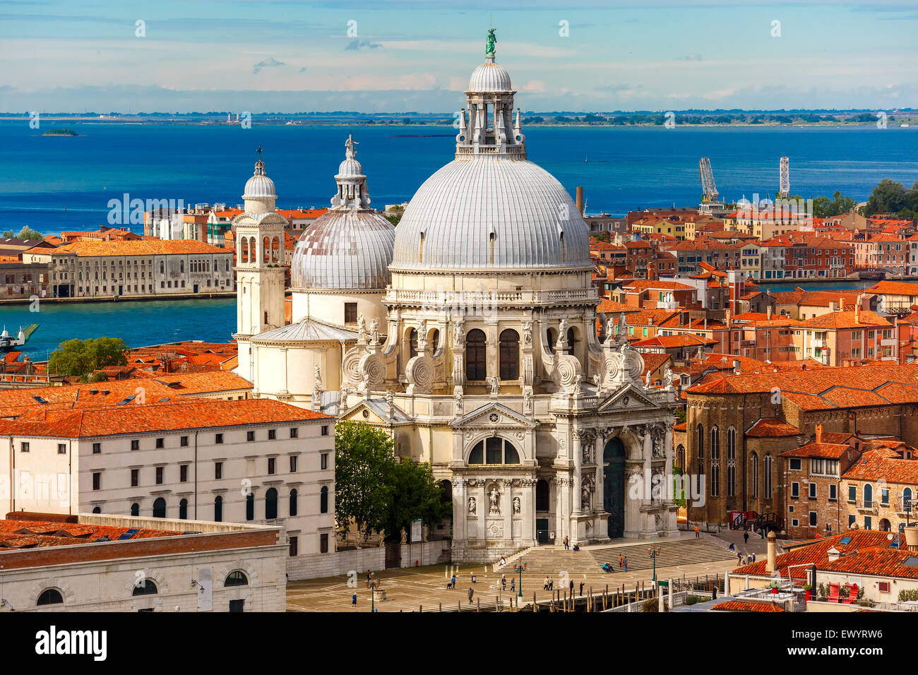 Basilica santa maria salute aerial hi-res stock photography and images ...