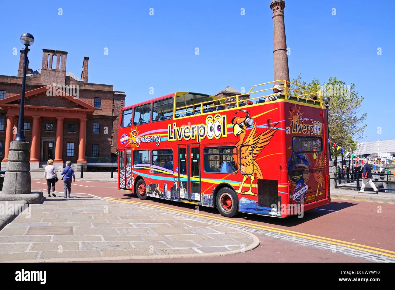 Liverpool city tour hi-res stock photography and images - Alamy