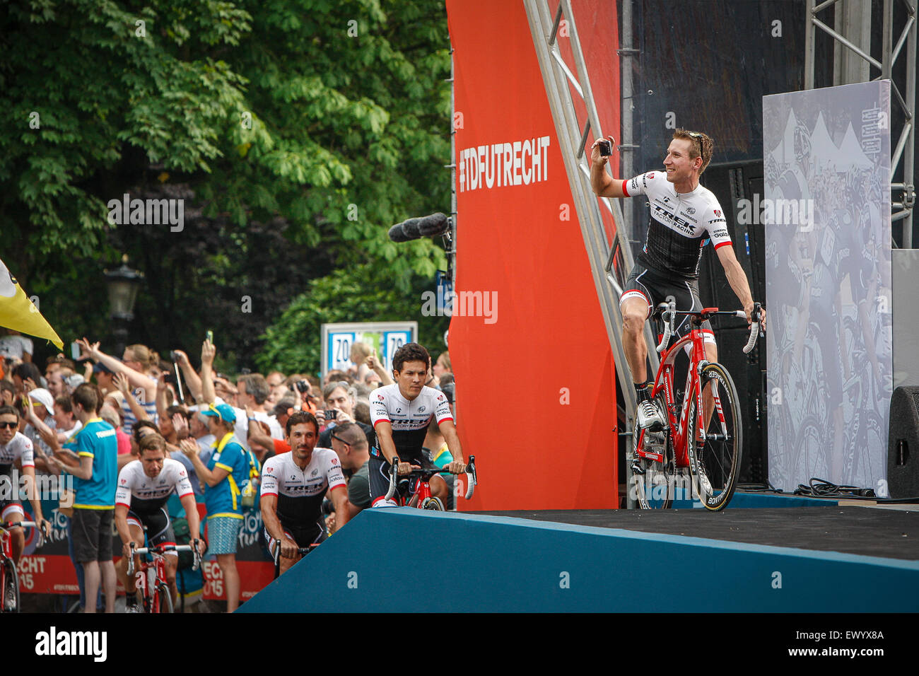 Cycle trek team hi-res stock photography and images - Alamy