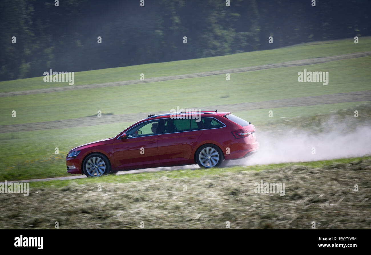 Skoda Superb Combi Stock Photo - Alamy