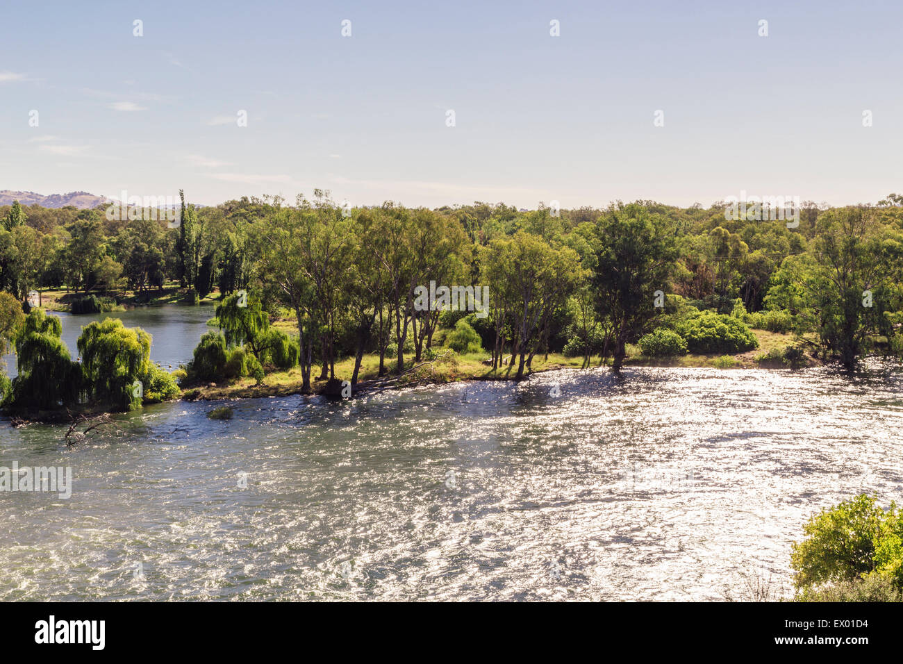 Nsw victorian state border hi-res stock photography and images - Alamy