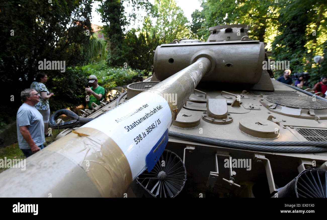 Heikendorf, Germany. 02nd July, 2015. A World War Two era Panther ...