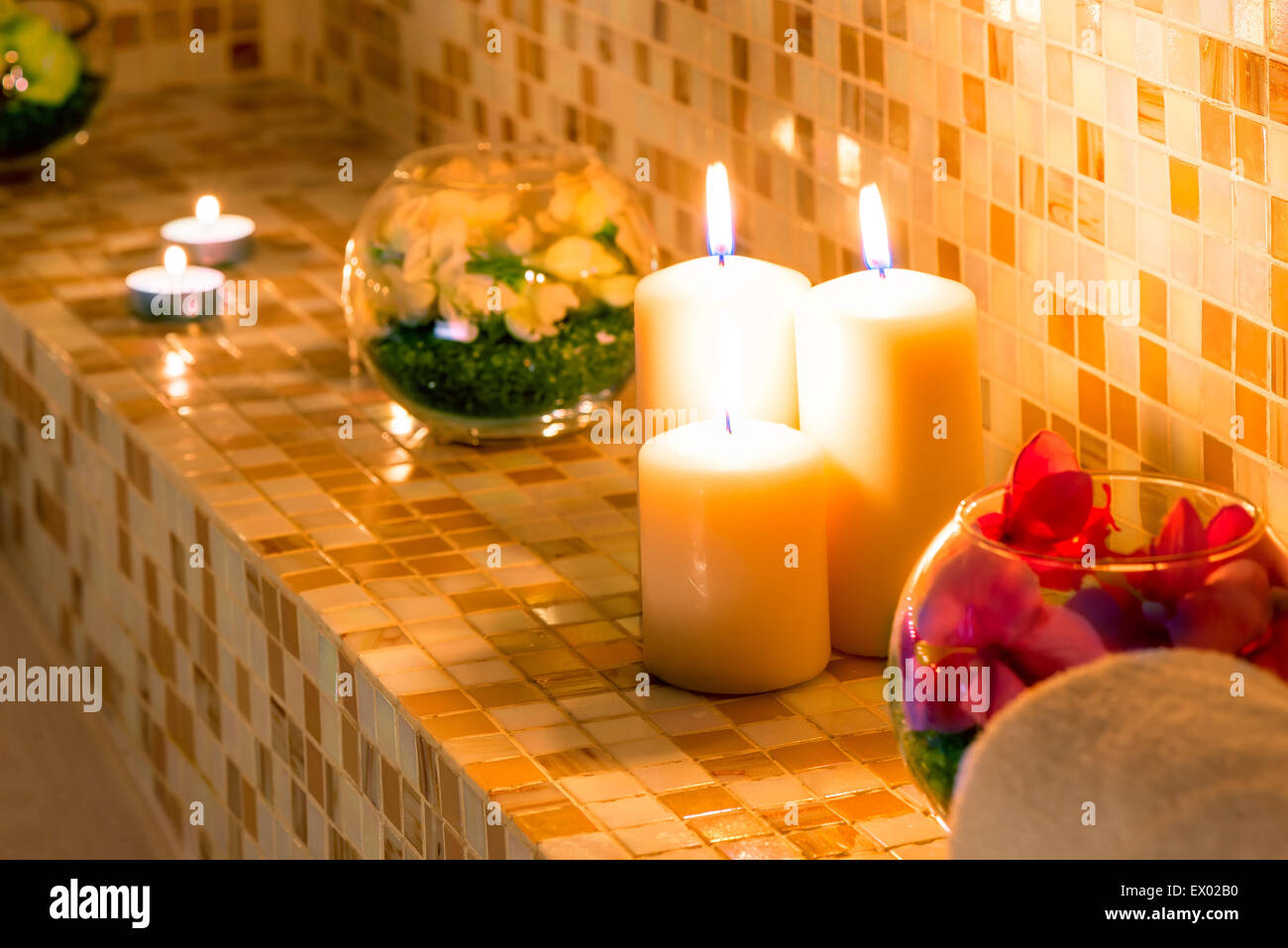 Bath candles hi-res stock photography and images - Alamy