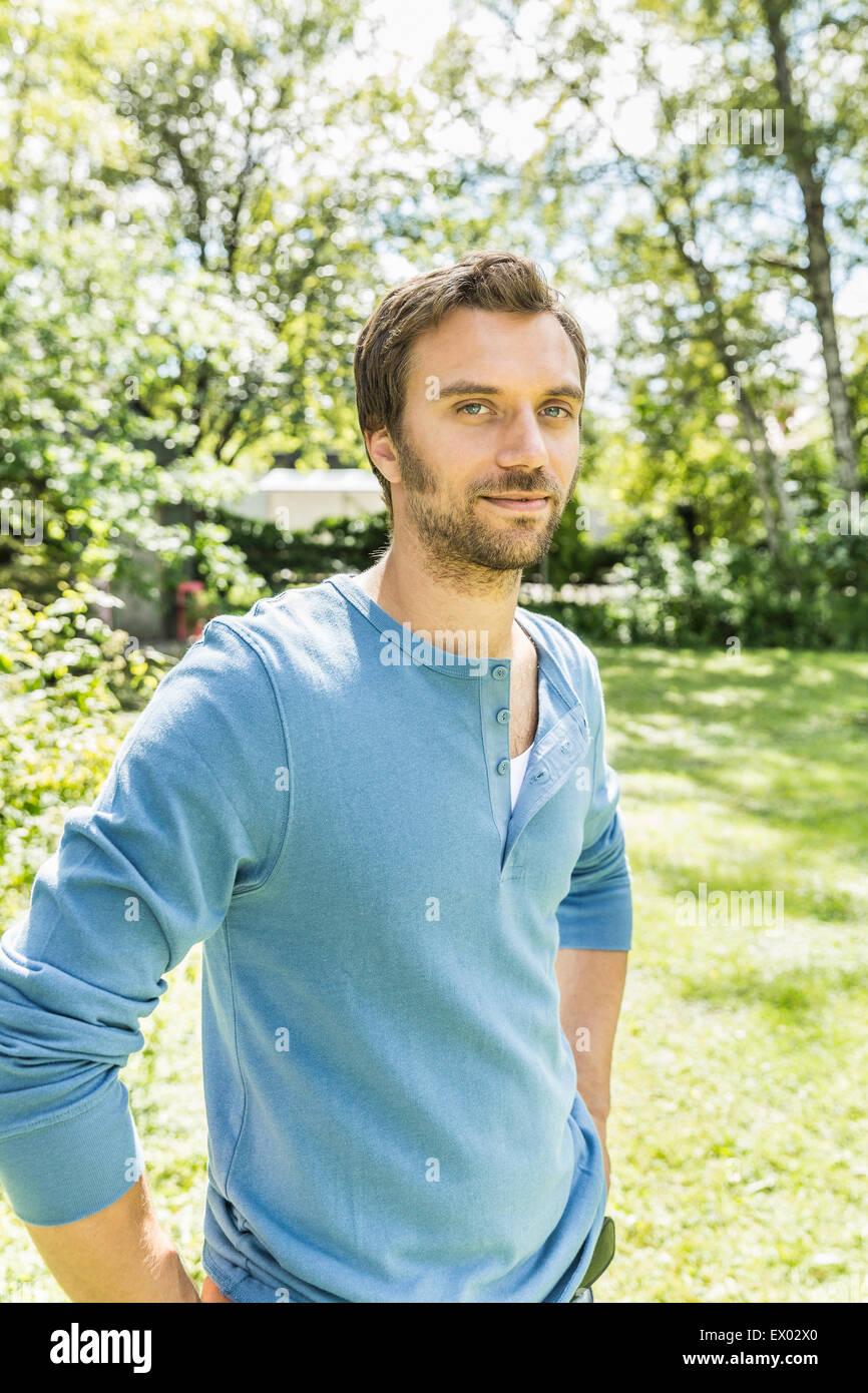 One mid adult man only hi-res stock photography and images - Alamy