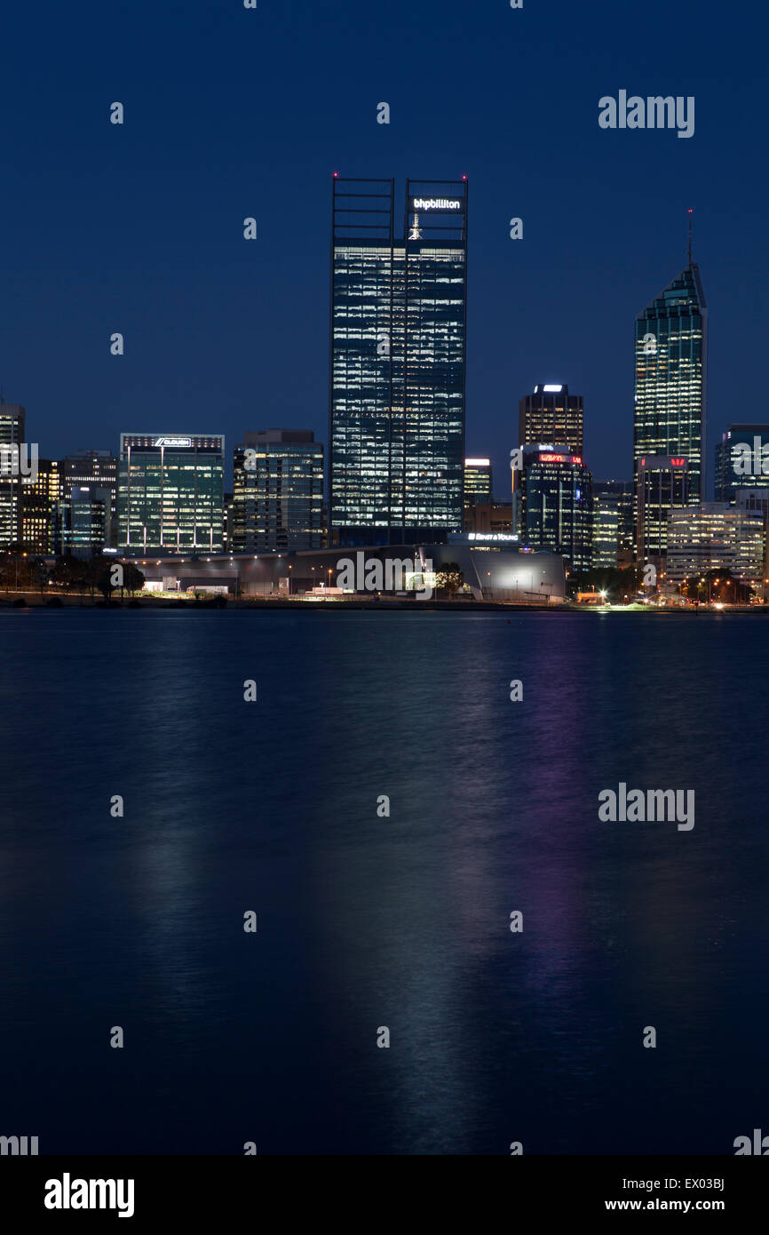 Perth's central business district viewed from across the Swan River ...