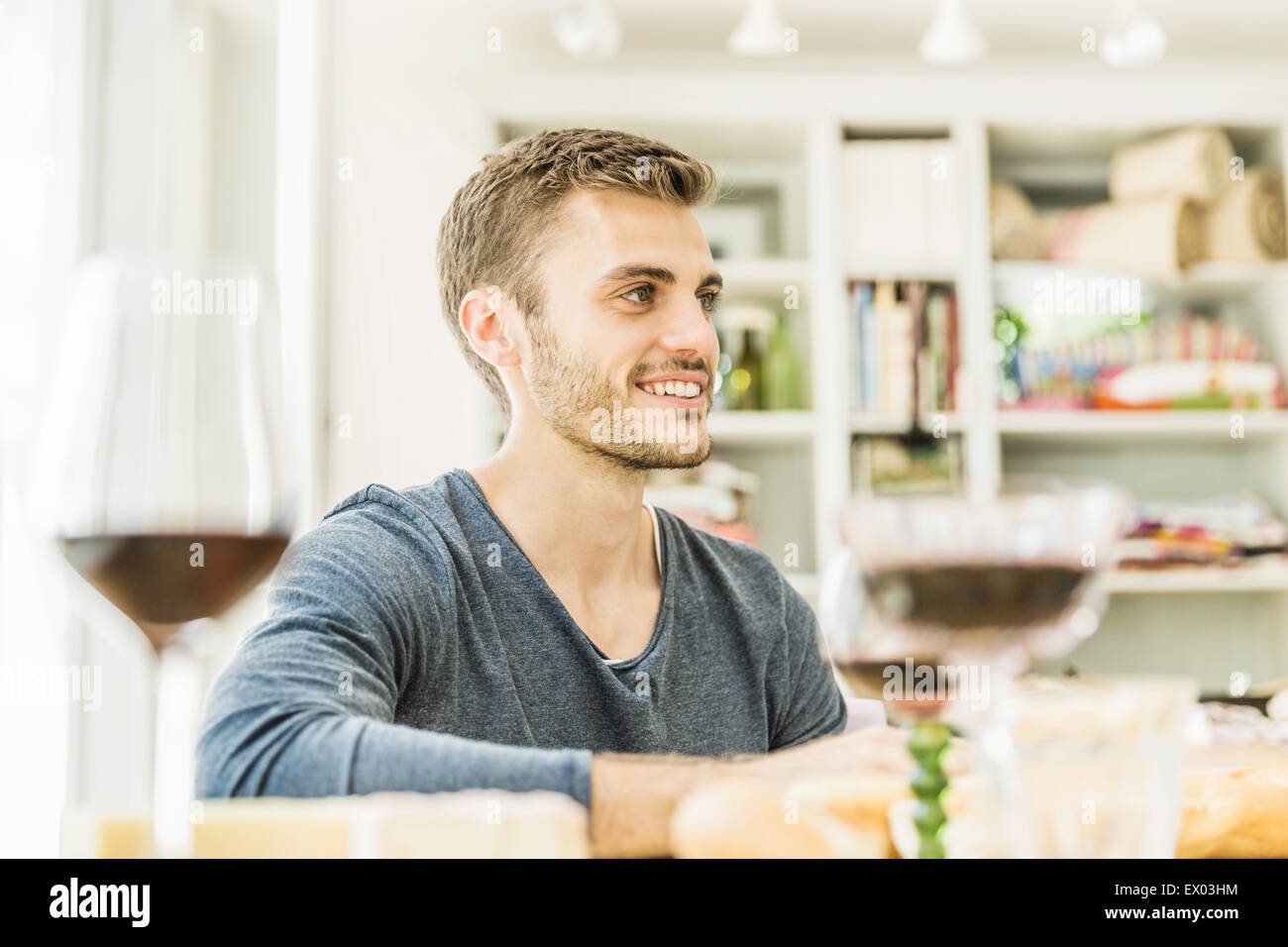 Man dining table hi-res stock photography and images - Alamy