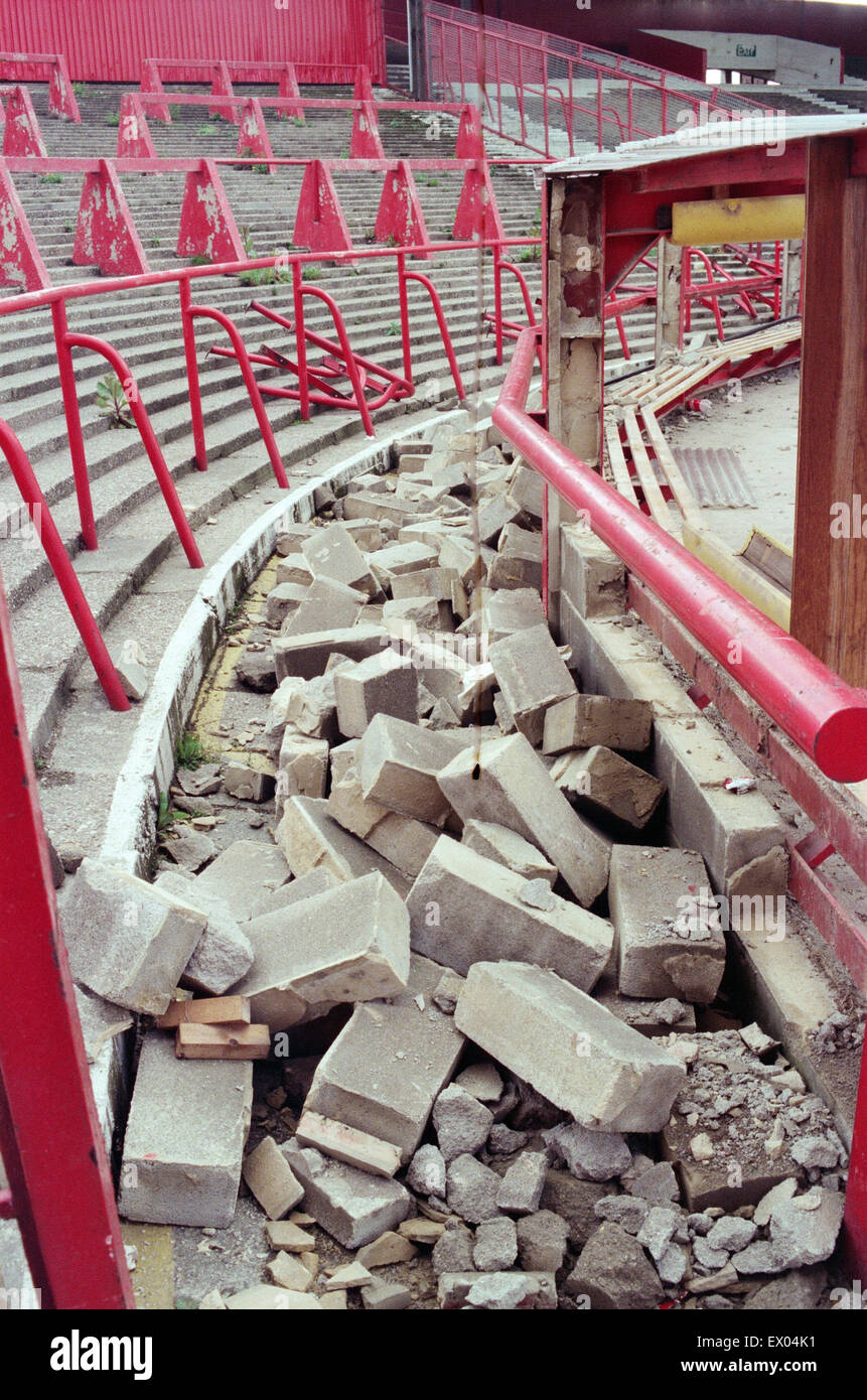 Middlesbrough football club grounds hi-res stock photography and images ...