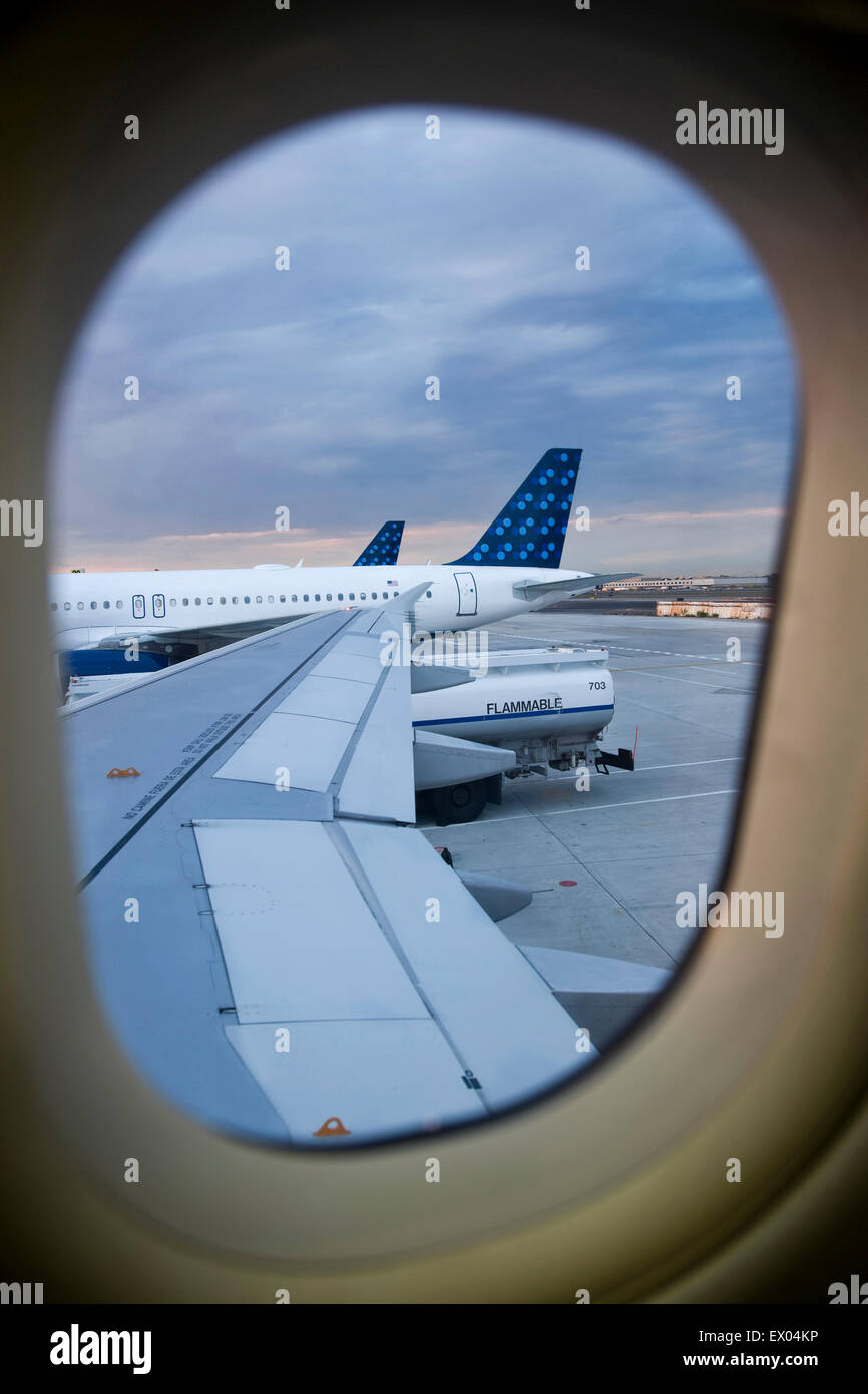 View from airplane window at JFK airport, New York, USA Stock Photo - Alamy