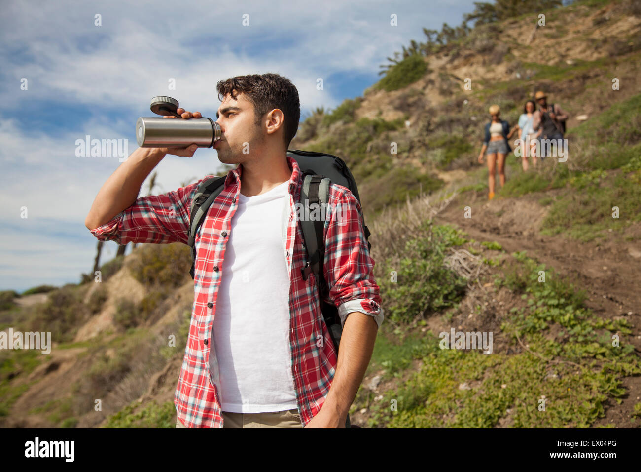 Man following woman hi-res stock photography and images - Alamy