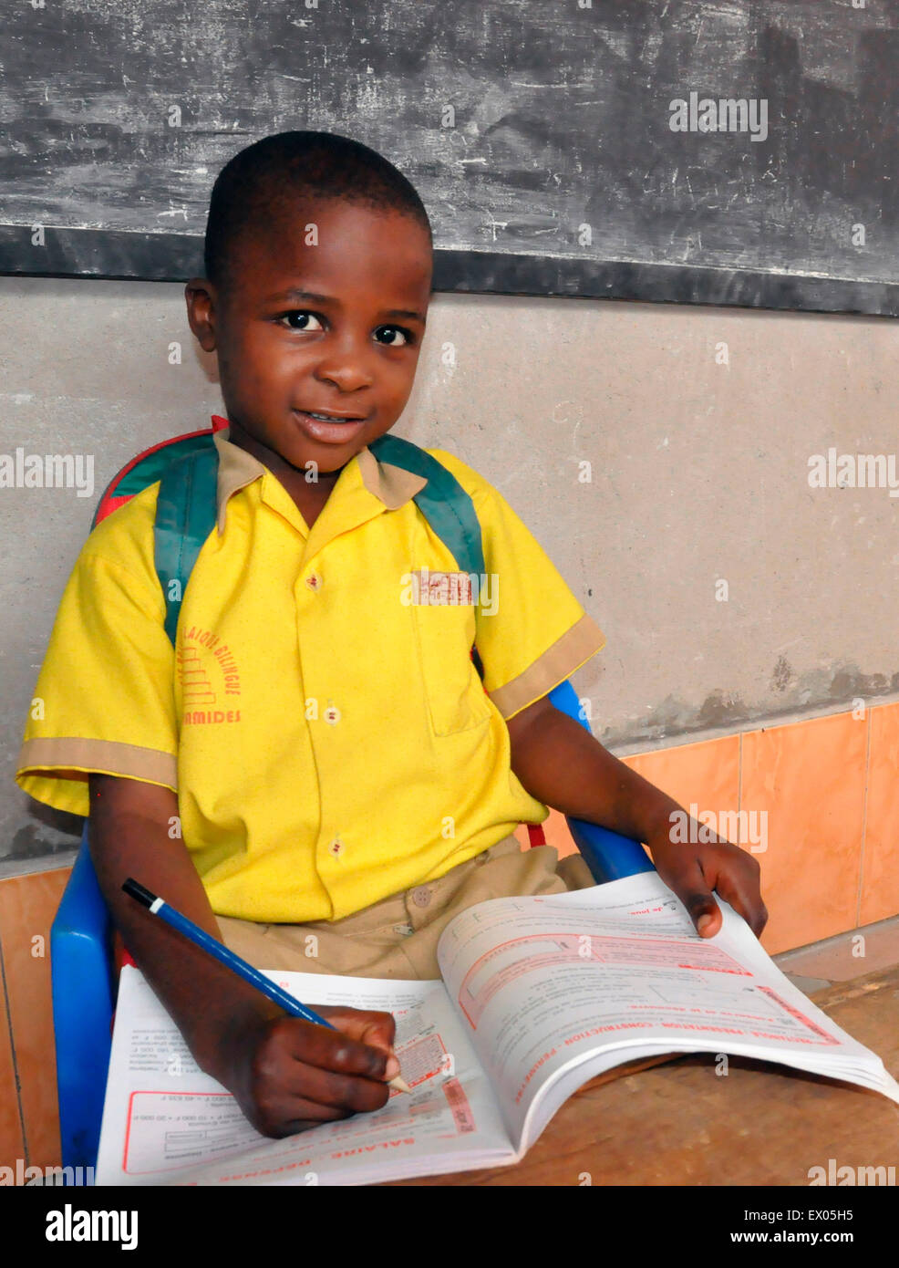 Wafeu Alan , 5 ans et démi élève à la Myenne section à l'école primaire ...