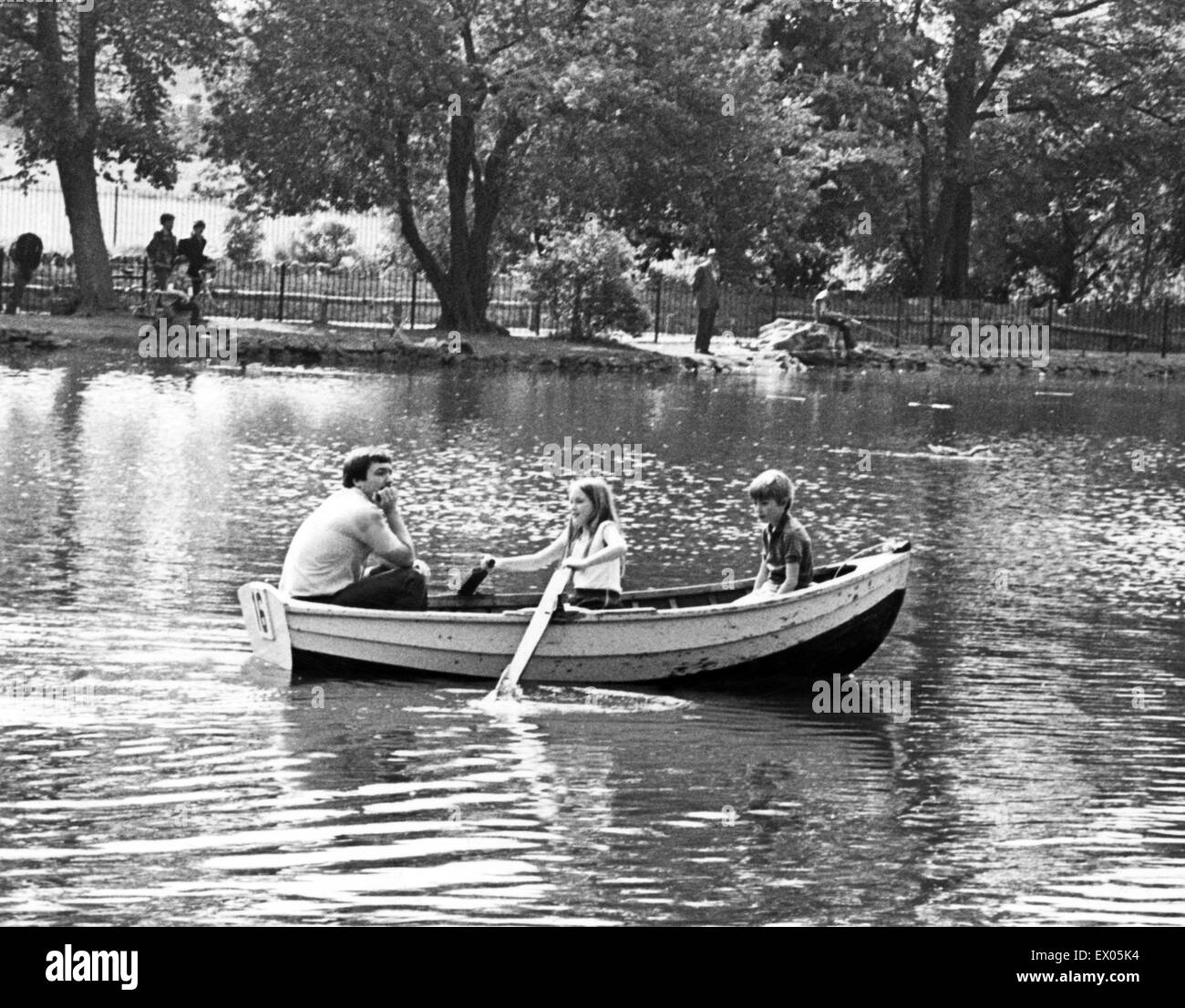 Small lake in park Black and White Stock Photos & Images - Alamy
