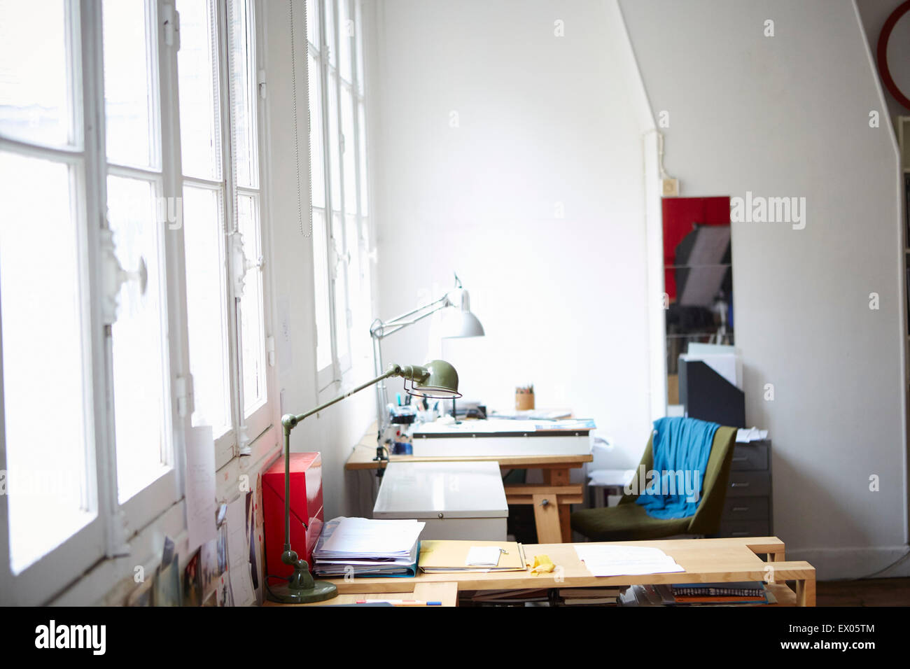 Inside interior creative studio hi-res stock photography and images - Alamy