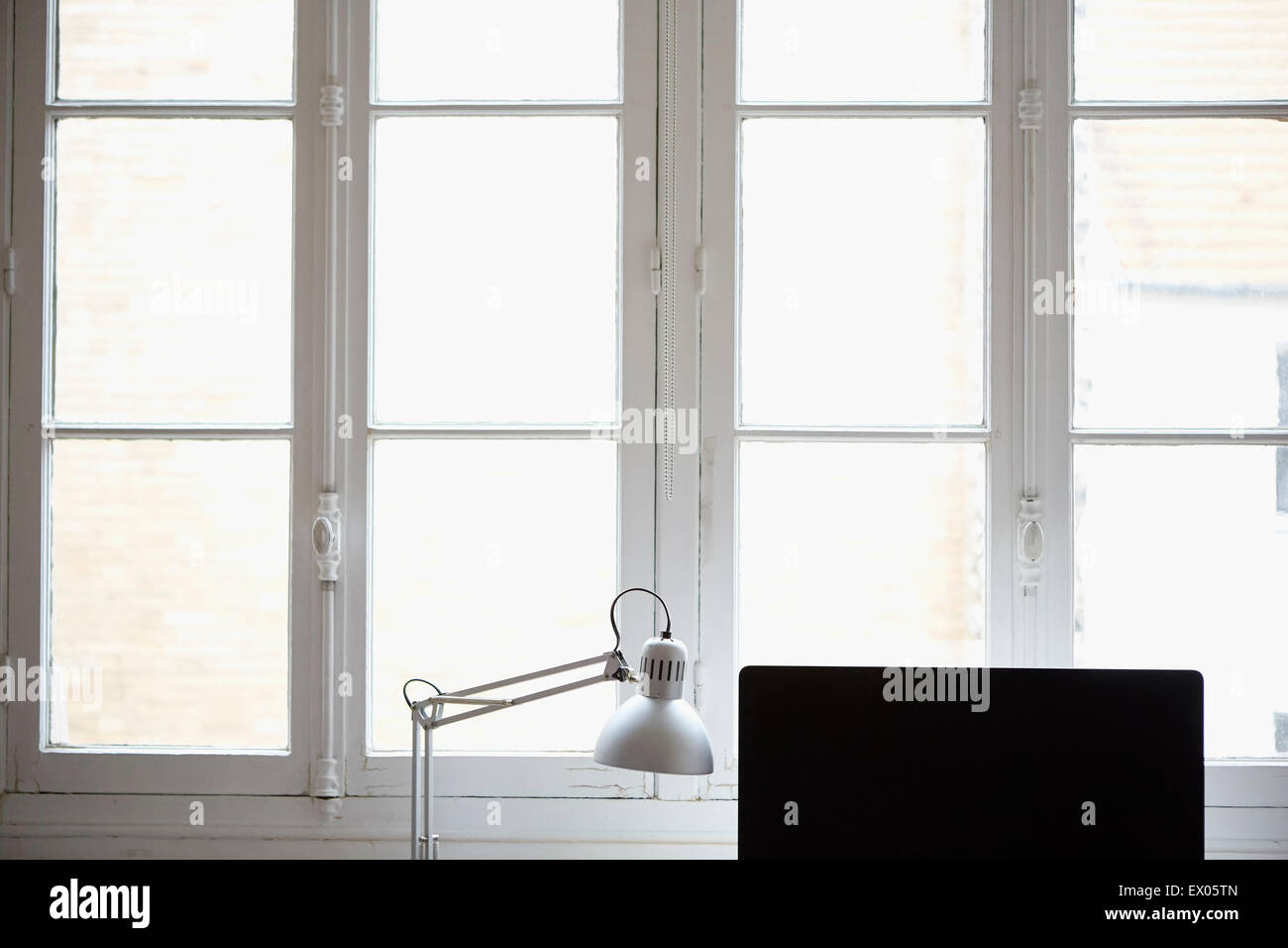 Monitor setting hi-res stock photography and images - Alamy