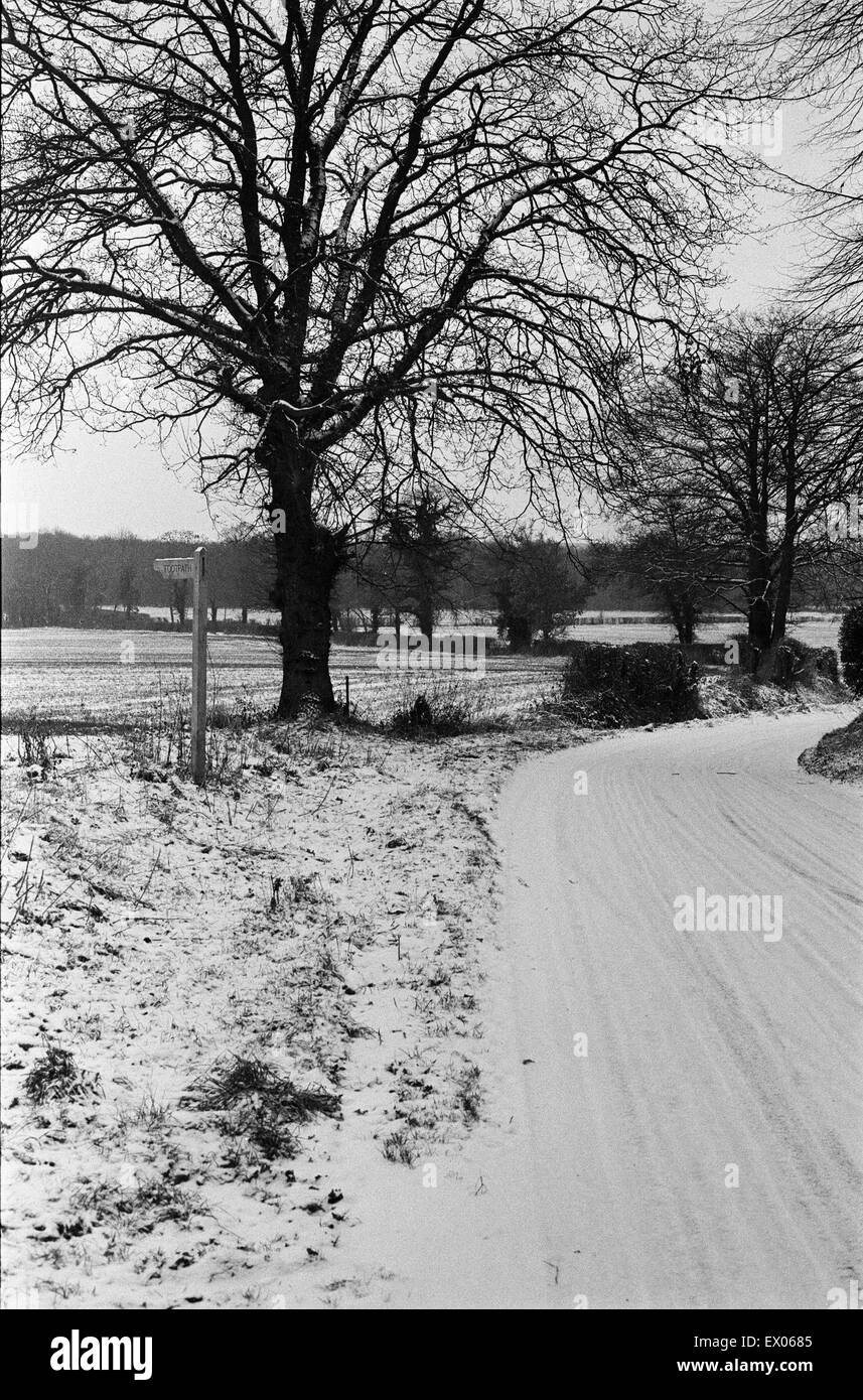Snow scenes in Heckfield. January 1987.Snow scenes in Heckfield. 14th ...
