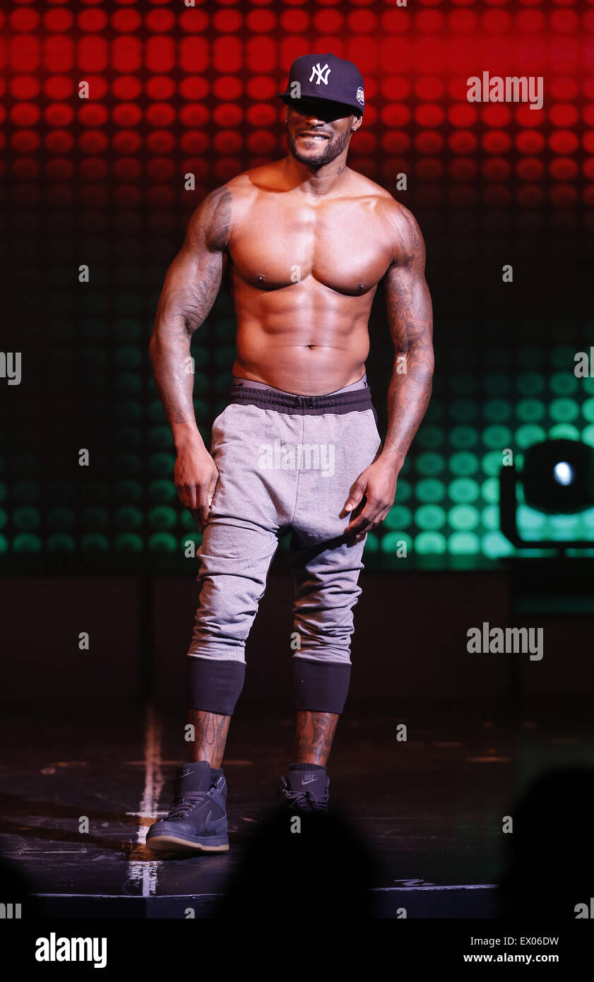 The Chippendales dance troupe welcome new guest star, supermodel ...