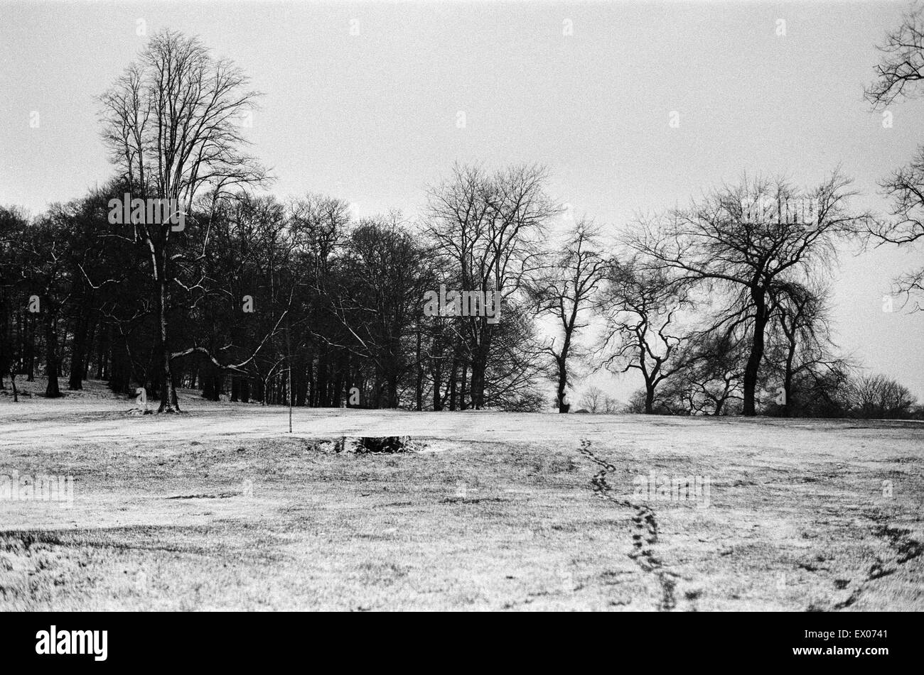 Snow scenes in Berkshire. December 1979 Stock Photo - Alamy