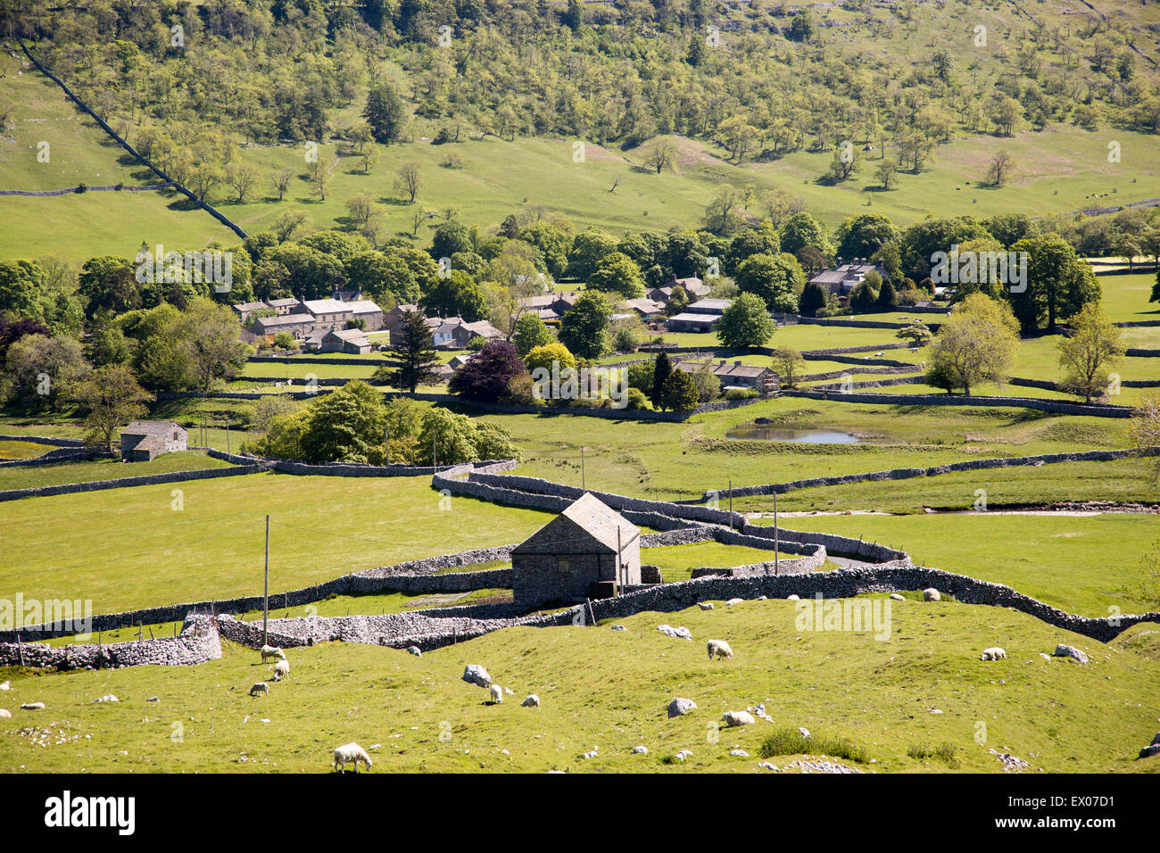 Litton village hi-res stock photography and images - Alamy