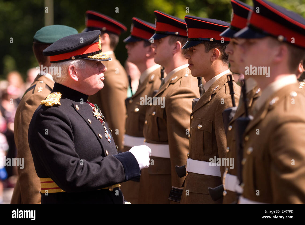 Lieutenant General Andrew Figgures (b.13 November 1950) CB, CBE ...