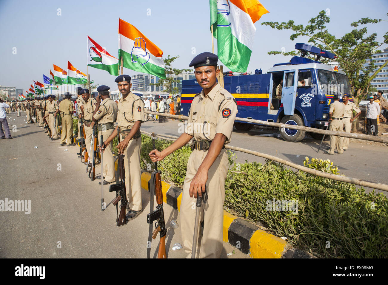 Worlds largest democracy hi-res stock photography and images - Alamy