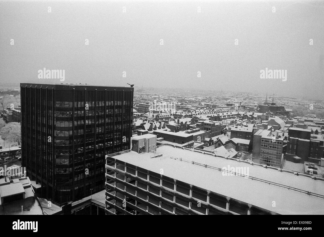 Snow scenes in Reading, Berkshire, seen from Western Tower. December ...