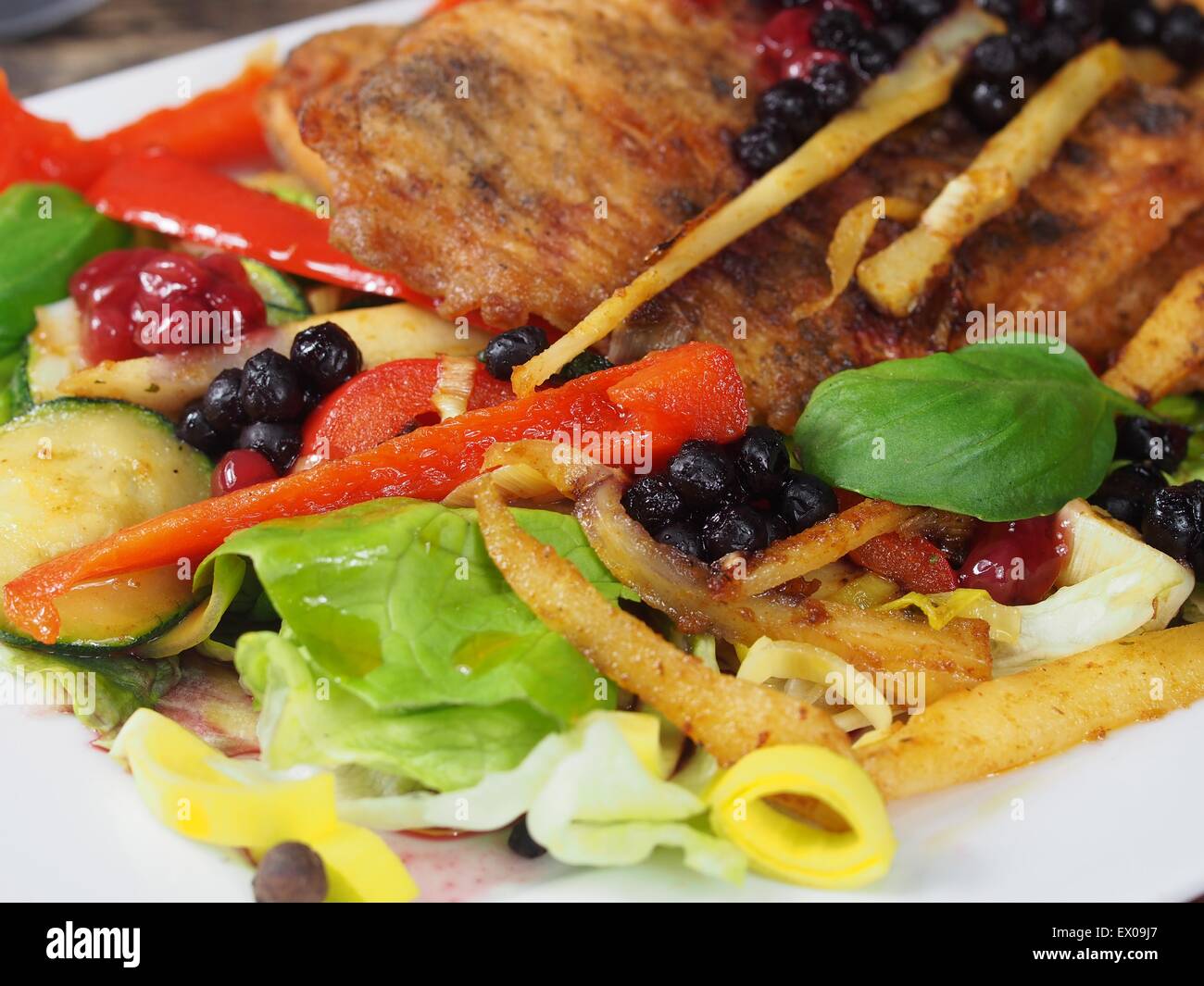 English food fried fish hi-res stock photography and images - Alamy