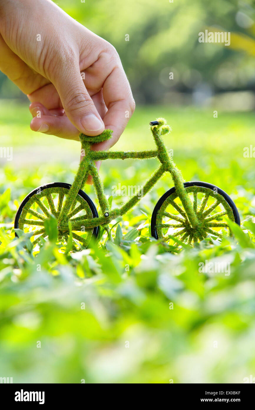 green bicycle icon Stock Photo - Alamy