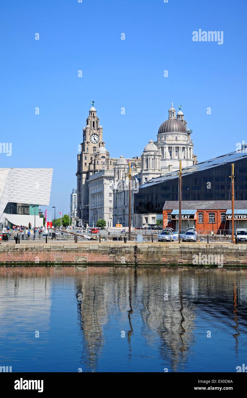 The Three Graces consisting of the Liver Building, Port of Liverpool ...