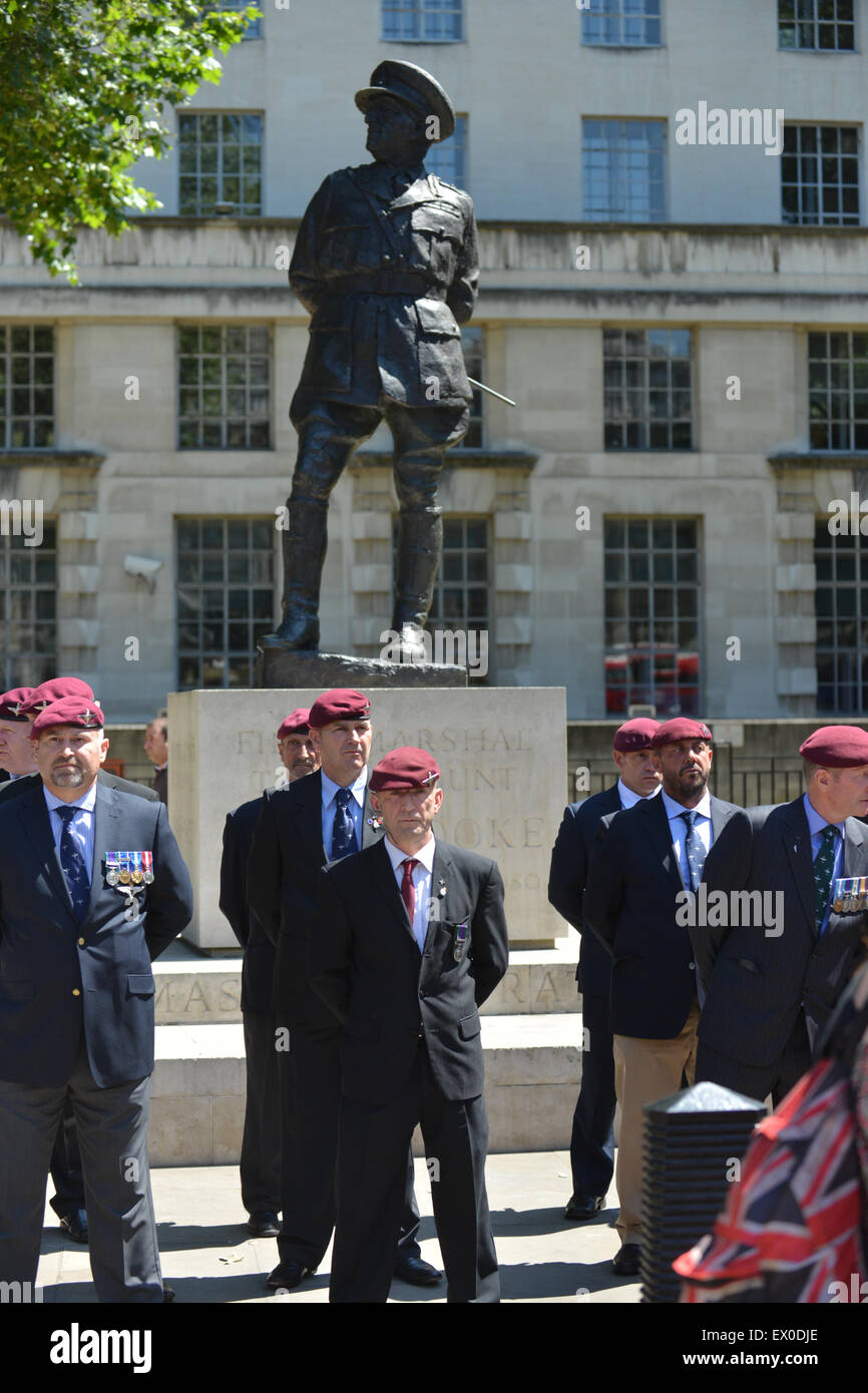 A march takes place on Whitehall to campaign to recognise Falklands ...
