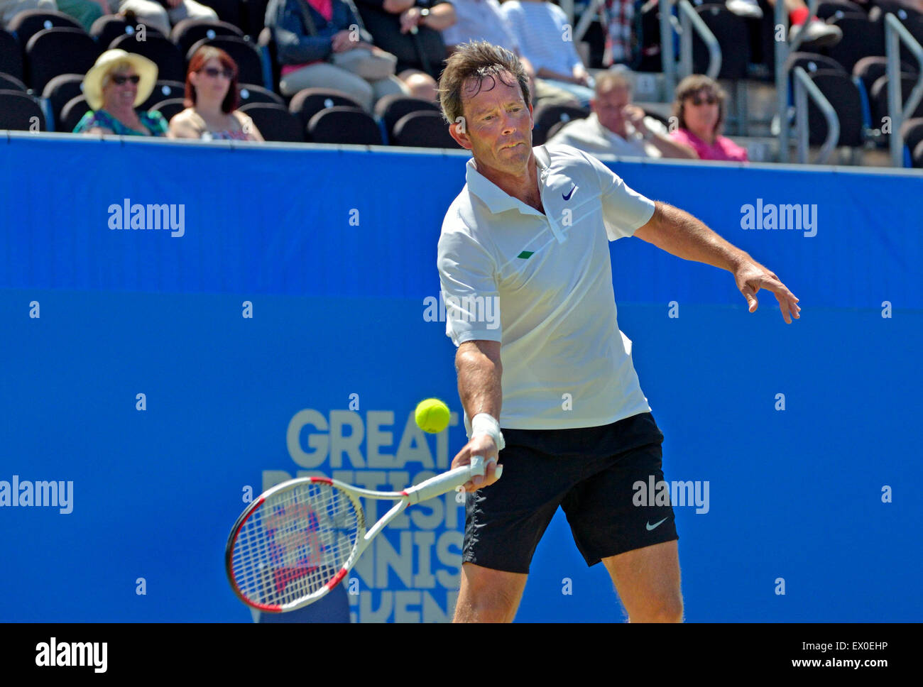 Jeremy Bates (GB) playing in the AEGON INTERNATIONAL LEGENDS CHALLENGE ...
