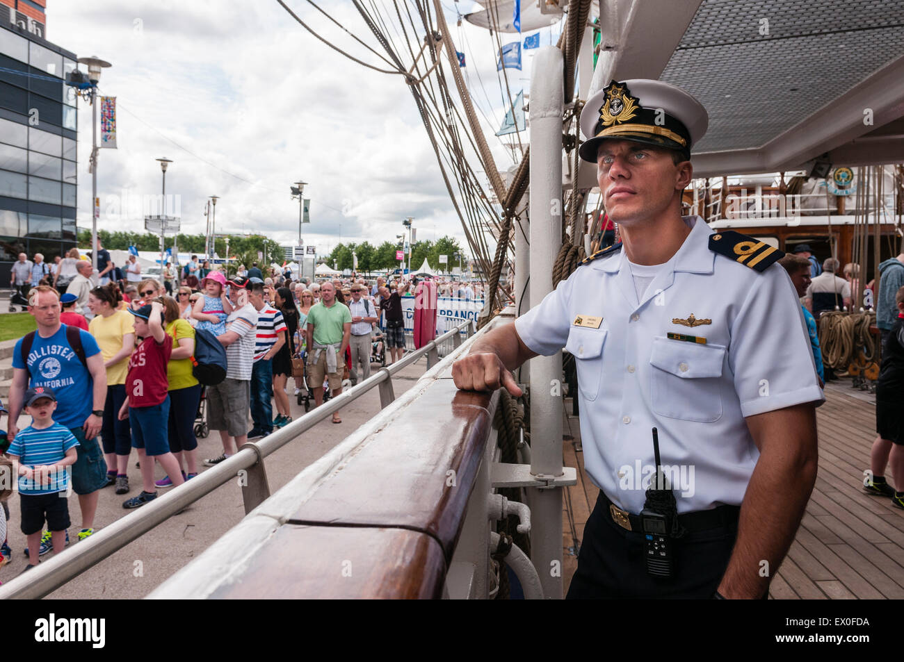 Brazilian fully rigged sailing ship hi-res stock photography and images ...