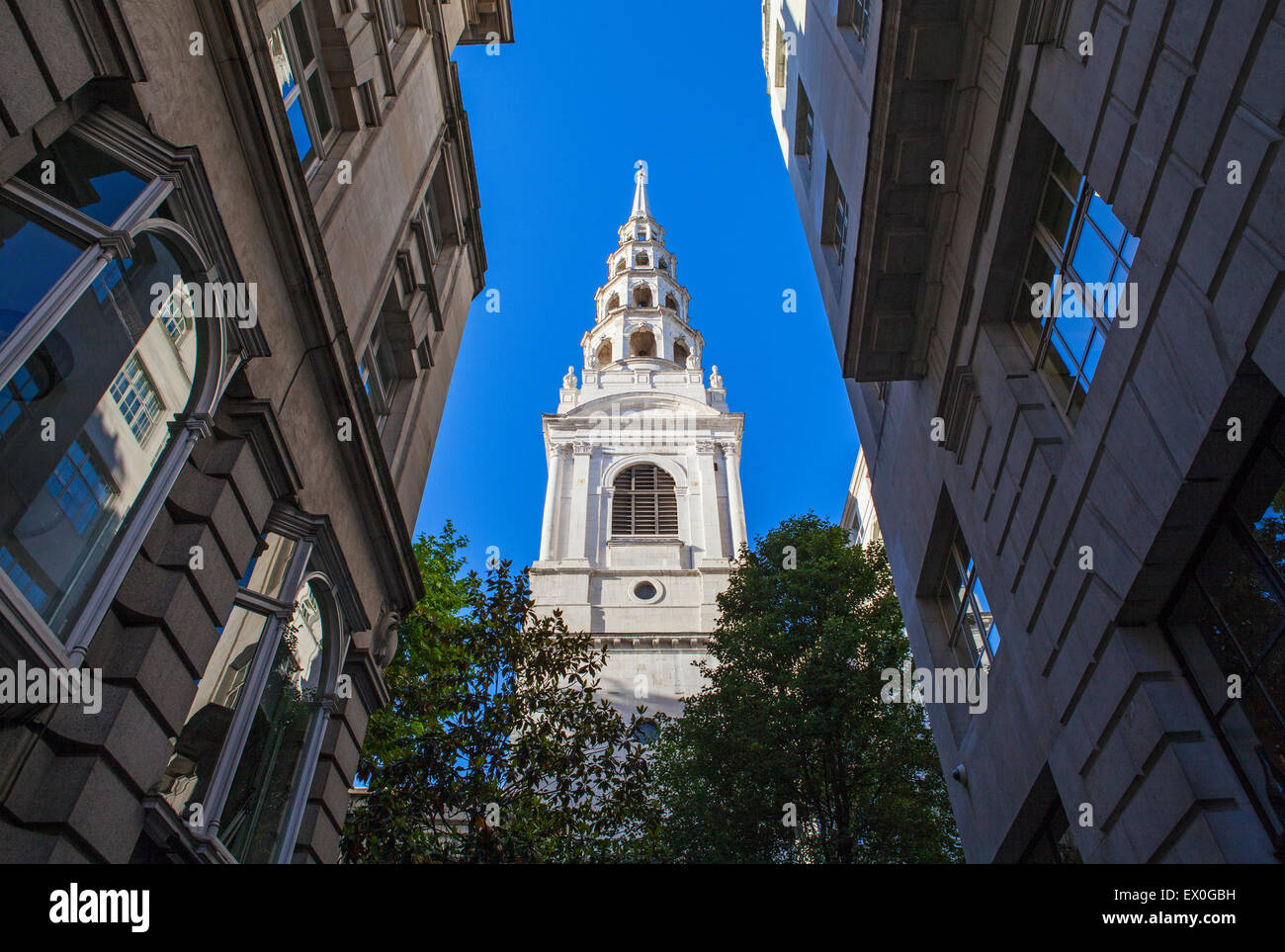 St brides church fleet street hi-res stock photography and images - Alamy