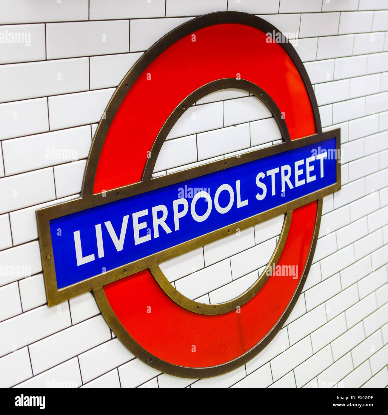 Liverpool street underground station hi-res stock photography and ...