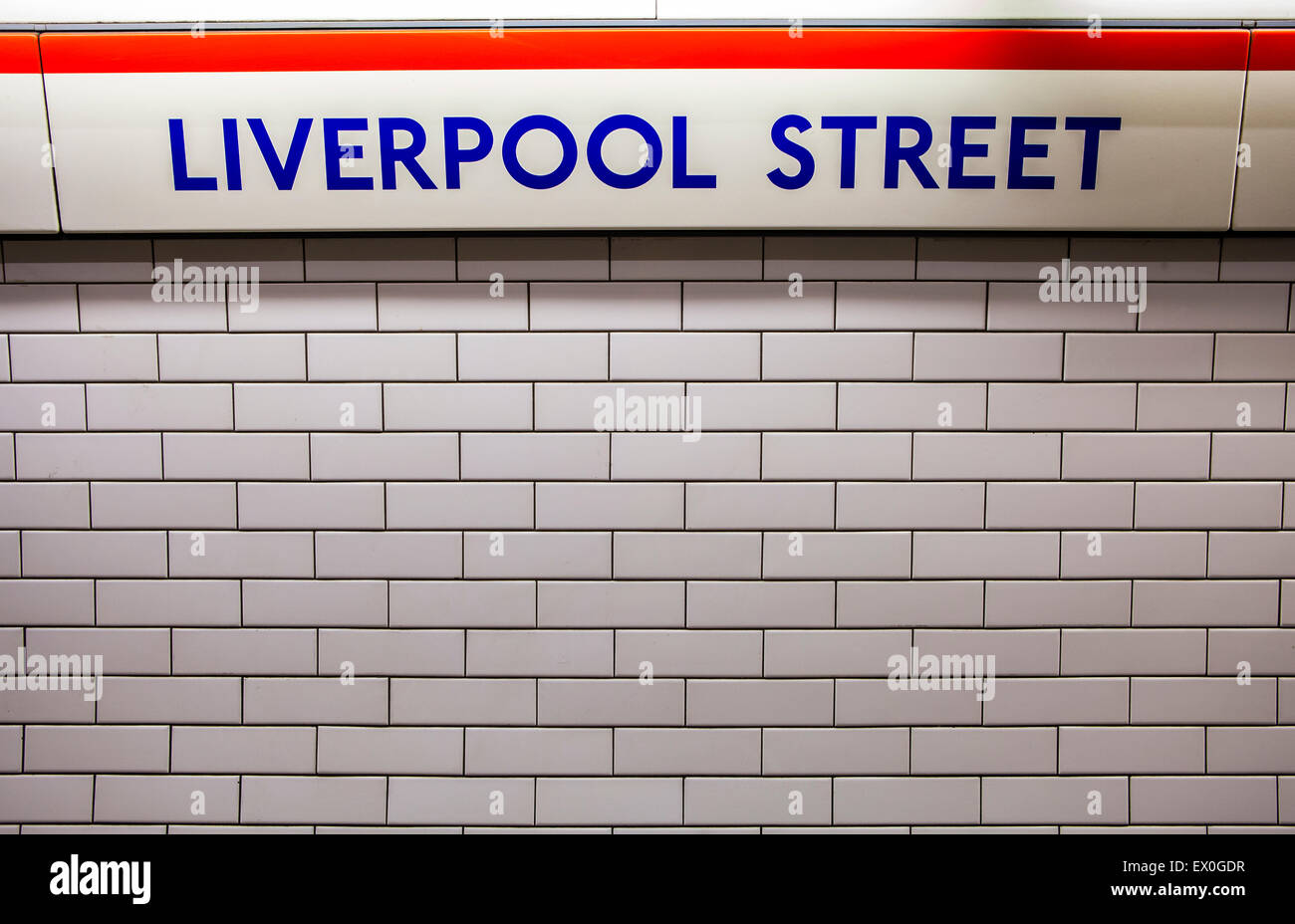 LONDON, UK - JUNE 29TH 2015: Liverpool Street Underground Station in ...