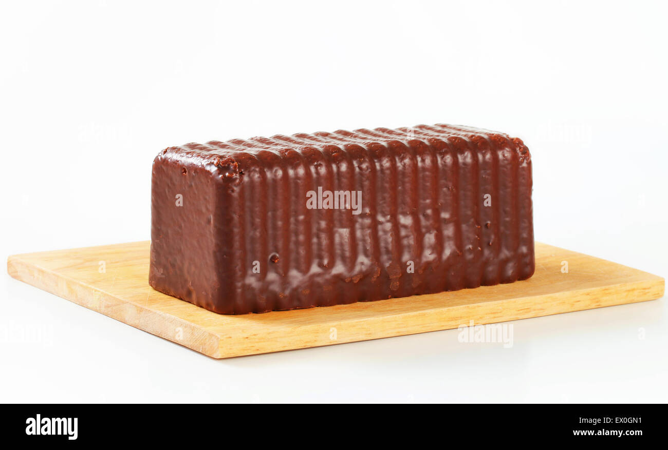 Cutting sponge cake hi-res stock photography and images - Alamy