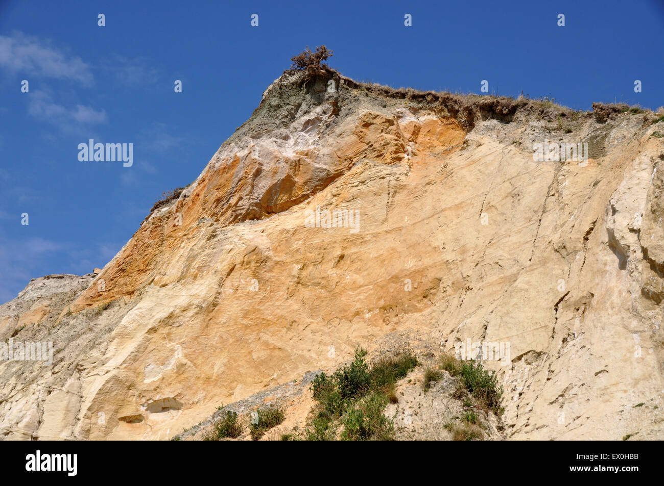 Coloured cliffs of Alum Bay Stock Photo - Alamy