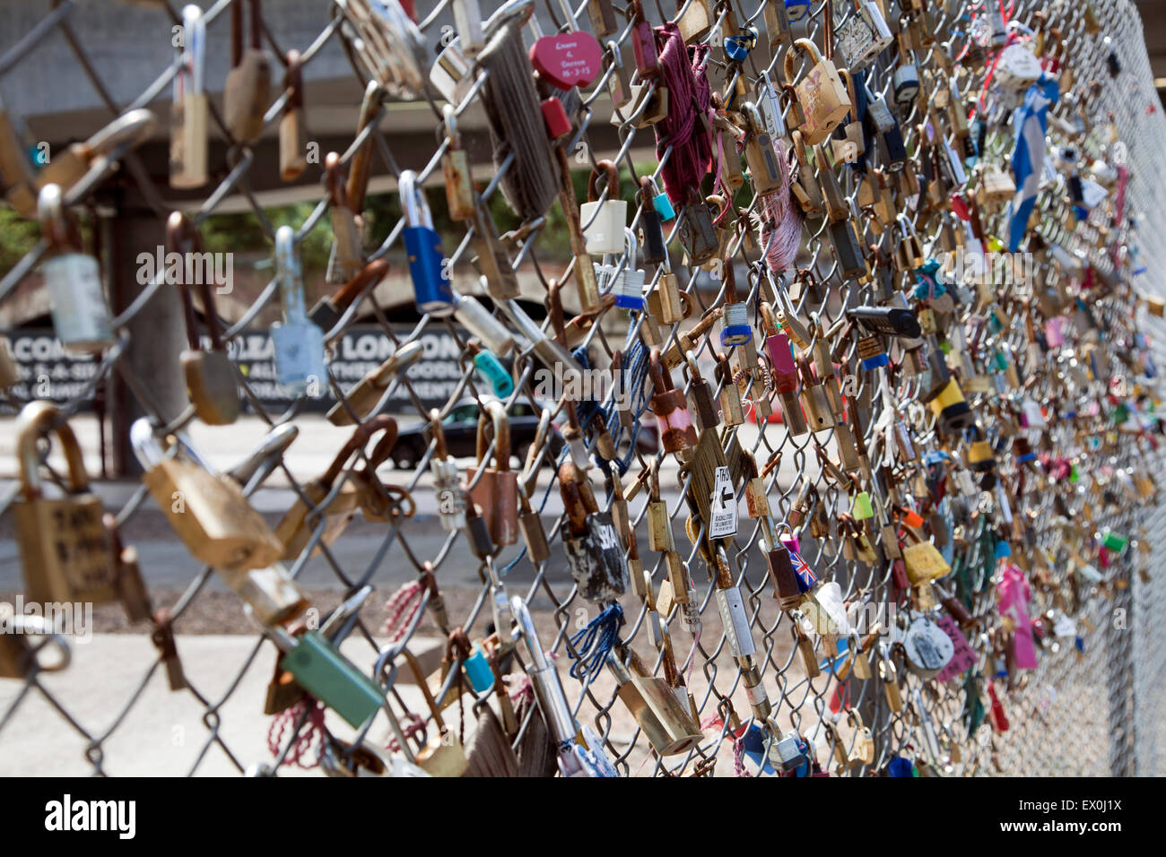 London love locks hi-res stock photography and images - Alamy