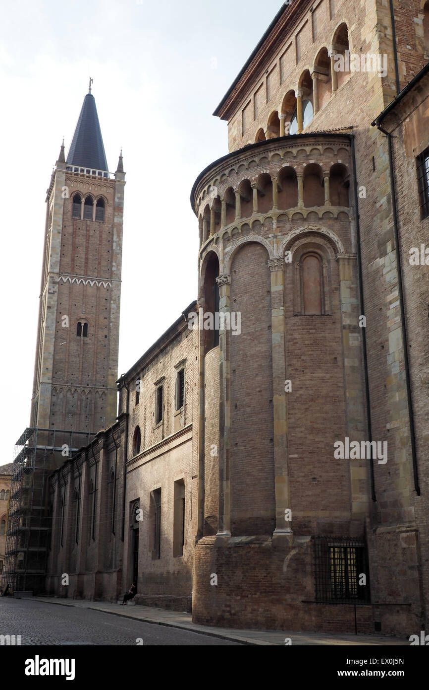 Parma Cathedral and its bell tower Stock Photo - Alamy