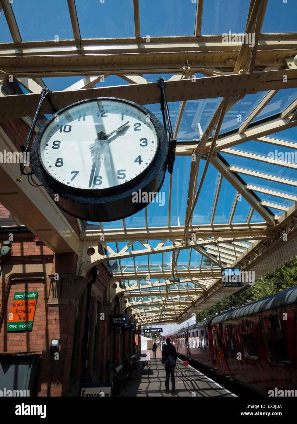 vintage station platform clock ,at the Great Central Railway ...