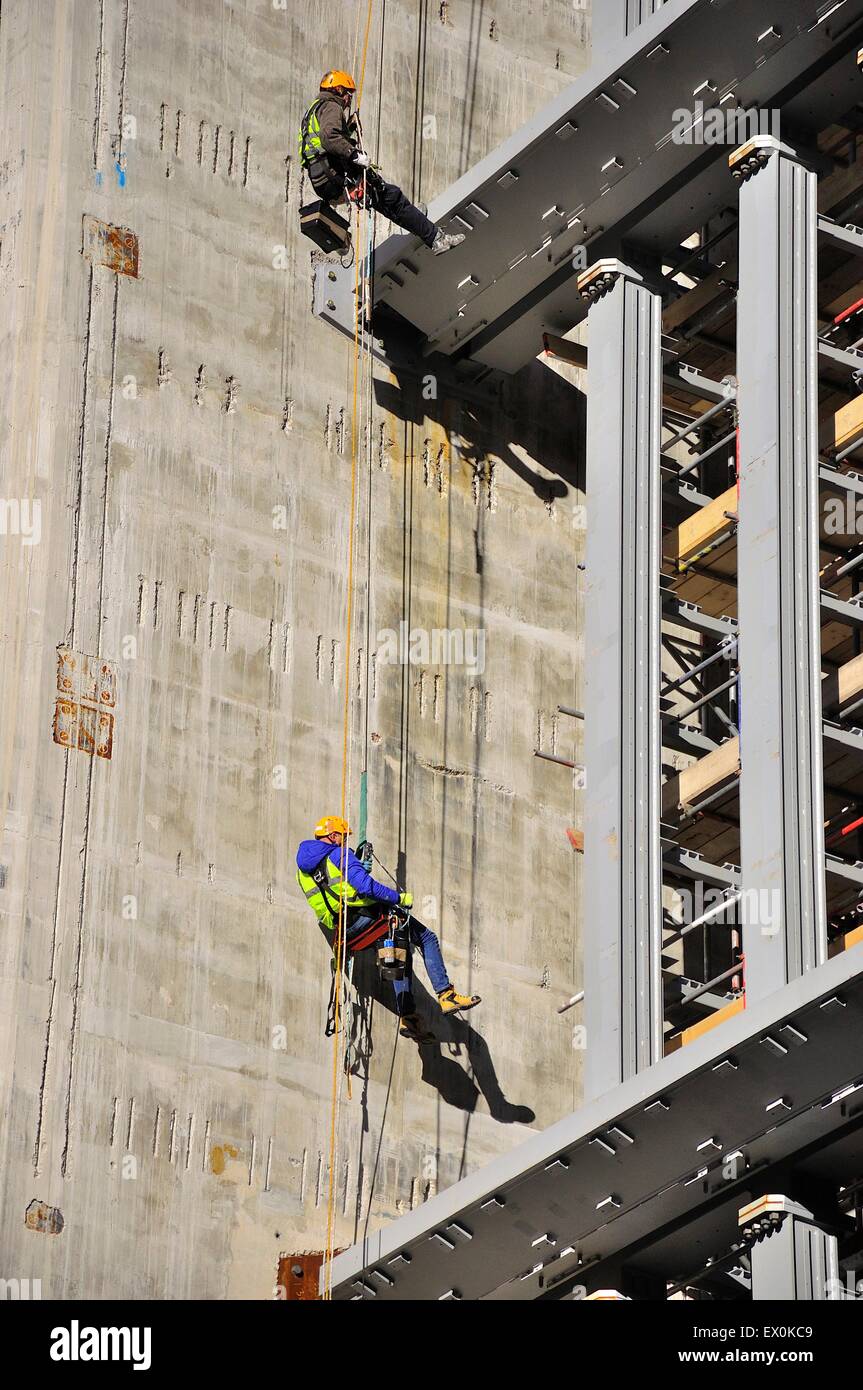 Abseil building not window hi-res stock photography and images - Alamy