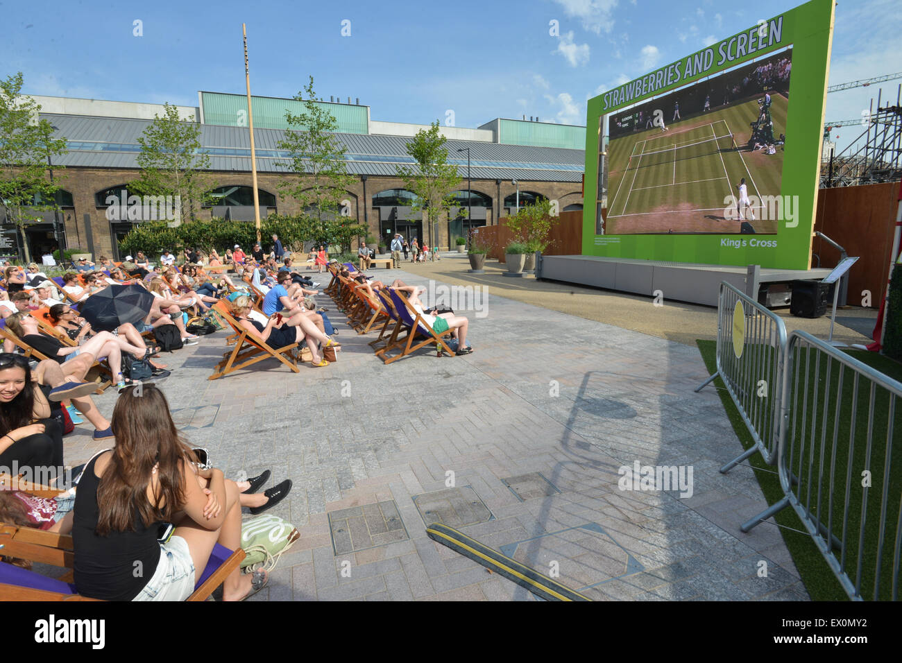 London, UK Free big screens around London for people to watch Wimbledon ...