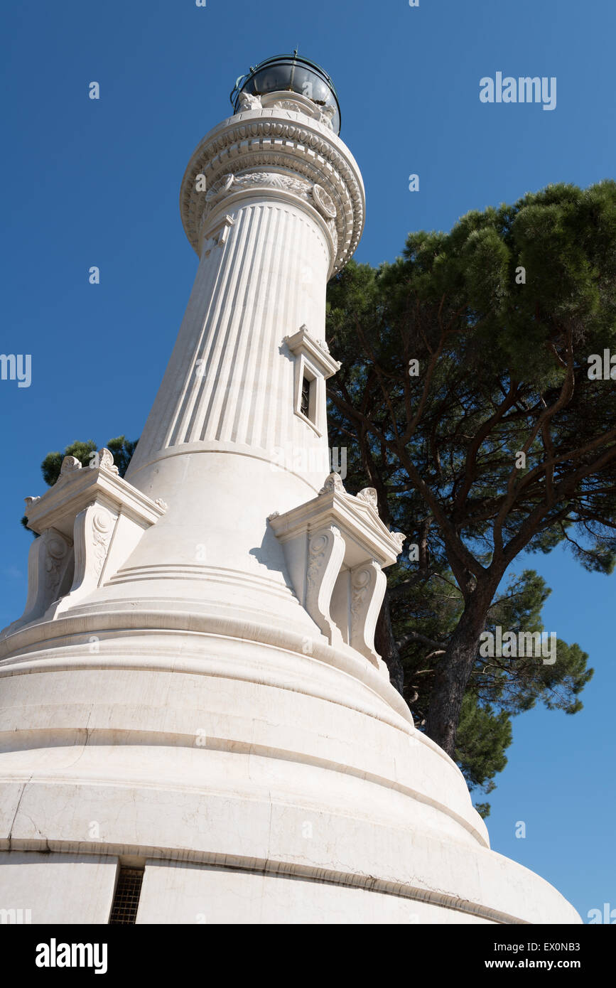 Piazza del Faro in Rome Stock Photo - Alamy