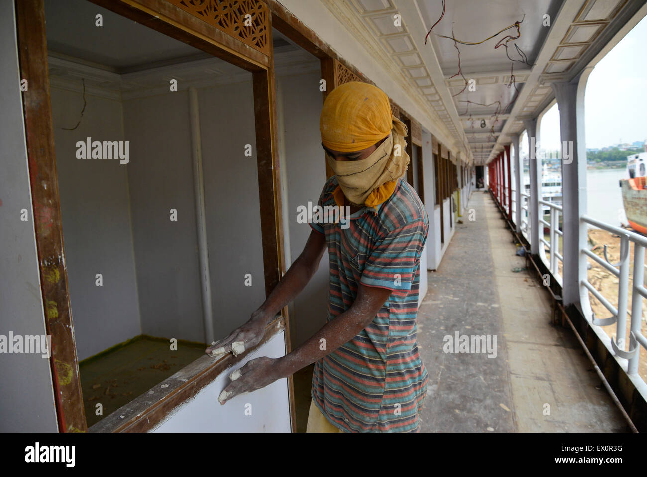 Ships on small shipyard hi-res stock photography and images - Alamy