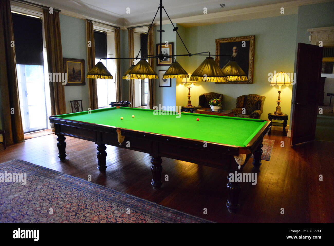 The english billiard room hi-res stock photography and images - Alamy